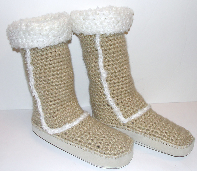 Ravelry: Ugg Style Slipper Boots w/ Leather Soles pattern by Diane Langan