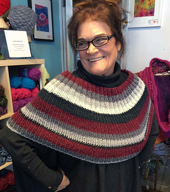 Ravelry: 3 Movie Cowl pattern by Diane L. Augustin