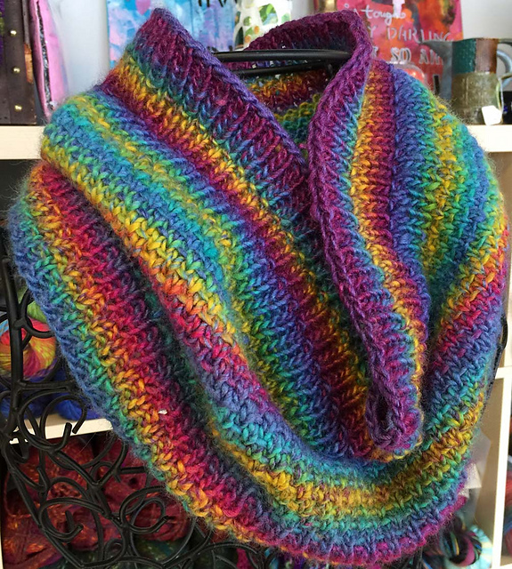 Ravelry: dianelaugustin's Superhero Cowl