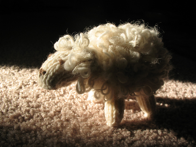 Ravelry: Eco Ewe pattern by Andrea McHugh