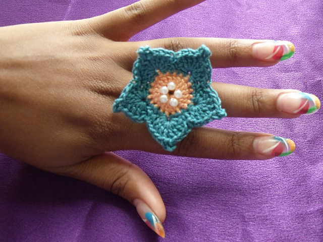 Ravelry: Crochet Flower Ring Tutorial pattern by Diva Stitches Crochet