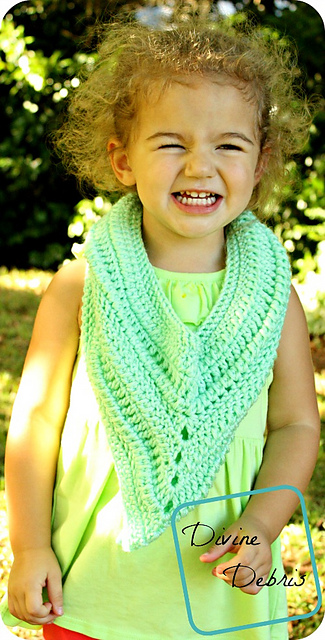 Ravelry: Ariel Scarf Child Size pattern by Divine Debris