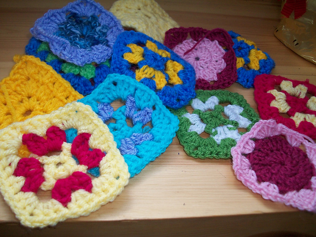 Ravelry: dizzy5's Spring Flower Granny Square