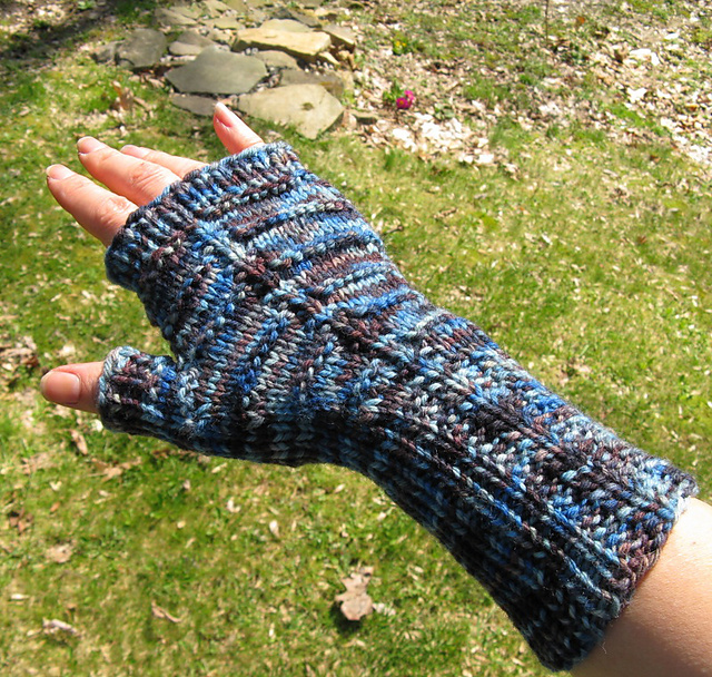 Ravelry: Target Acquired pattern by Dale Hwang