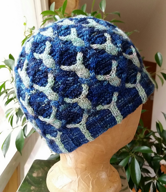 Ravelry: Aluminum pattern by Dale Hwang