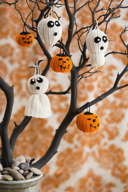 Ravelry: Halloween Tree of Spookiness pattern by Cristina Mershon