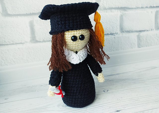 Ravelry: Graduation Doll High School pattern by Anna Boychenko
