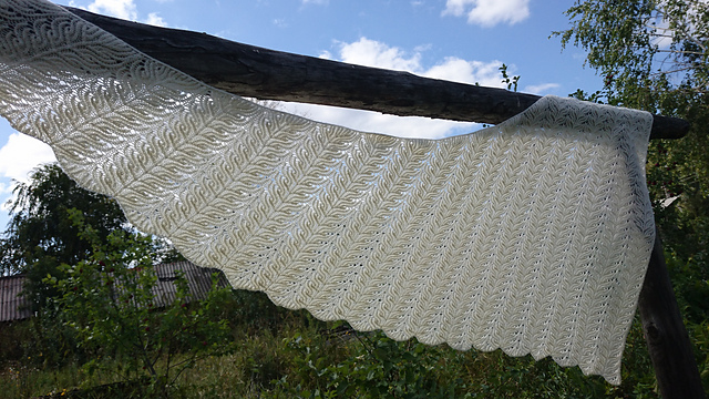 Ravelry: donnaGala's Filemot shawl