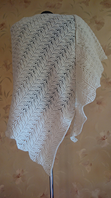 Ravelry: donnaGala's Filemot shawl