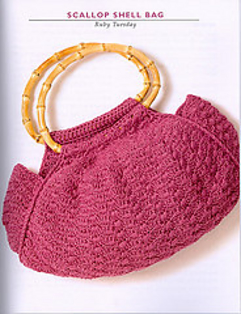 Ravelry: Scallop Shell Bag pattern by Doris Chan