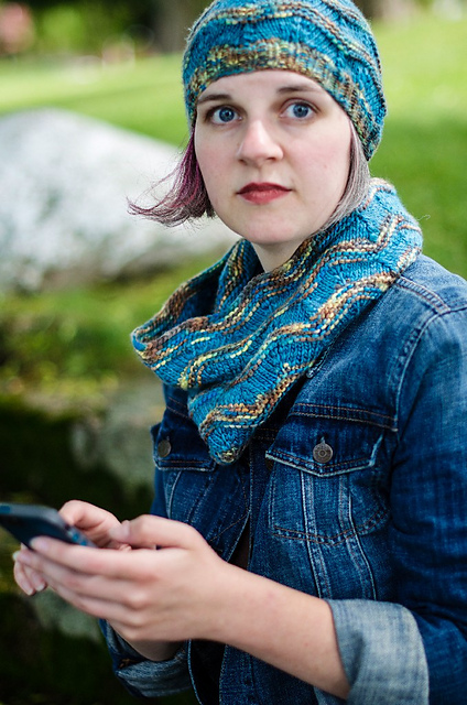 Ravelry: Torridon Cowl pattern by Juniper Moon Farm Design Team