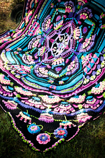Ravelry: dragonbird's Chrysalis Throw