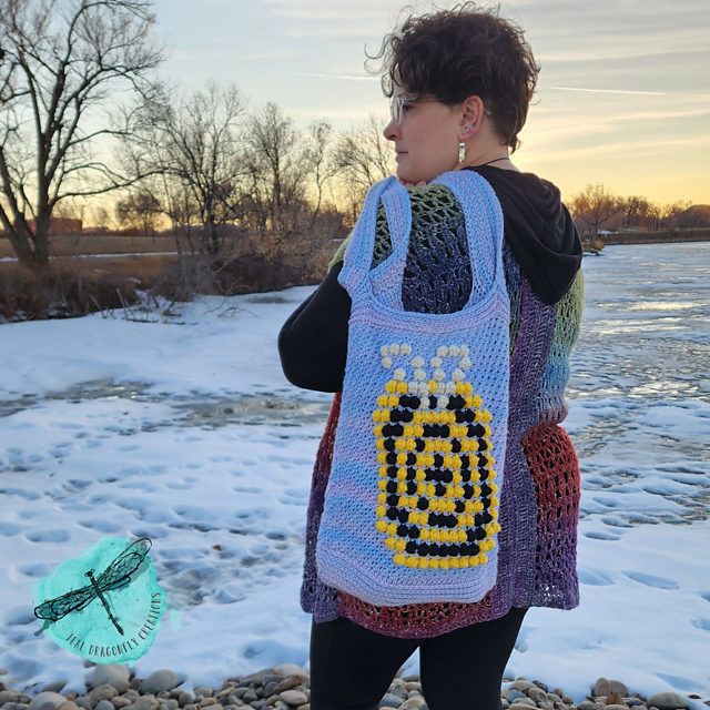 Ravelry: Dancing Grace Bee Tote pattern by Teal Dragonfly Creations