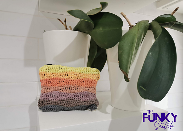 Ravelry: Rainbow Pouch pattern by Funky Stitch