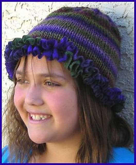 Ravelry: Ruffle Hat for Kids pattern by Barbara Breiter