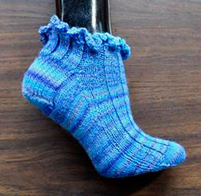 Ravelry: Short & Sweet Socks pattern by Laura Andersson