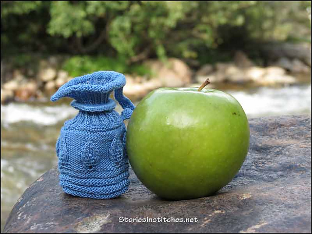 Ravelry: Blue Pence Jug pattern by Donna Druchunas & Ava Coleman