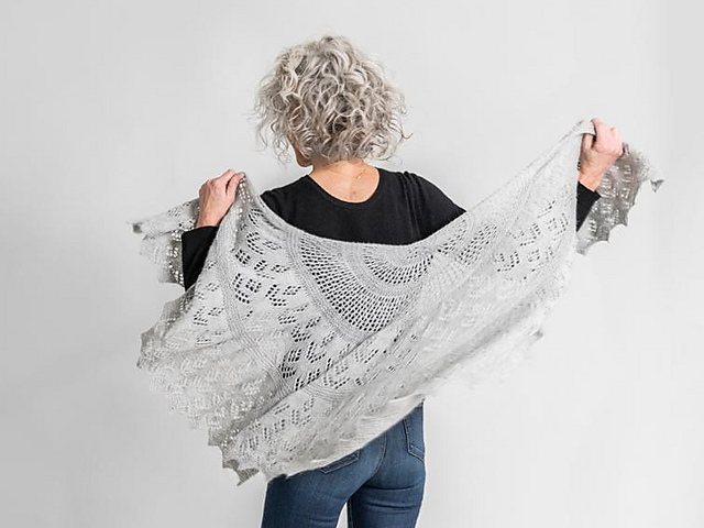 Ravelry: Tununak Shawl pattern by Donna Druchunas