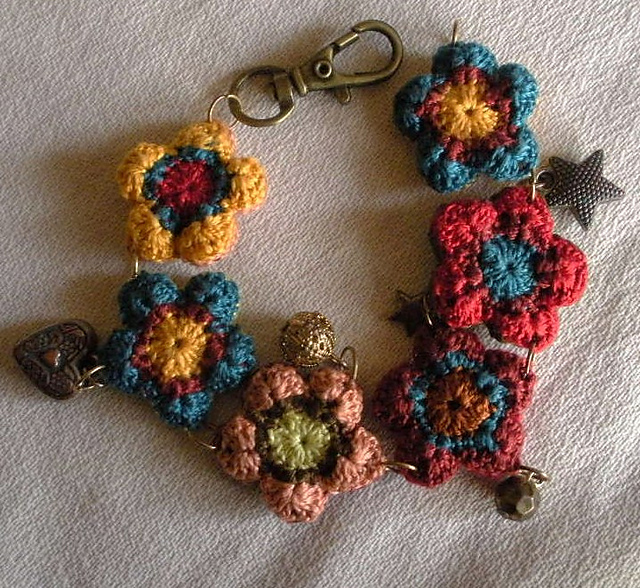 Ravelry: Bohemian Flowers Crochet flowers pattern by Dulcinae