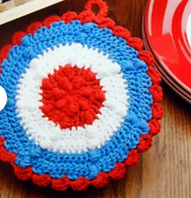 Ravelry: Tri-Color Pinwheel pattern by Bonnie Pierce