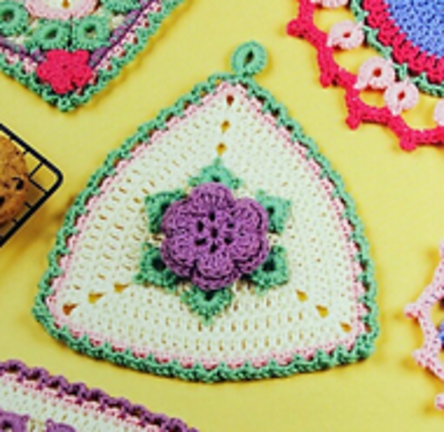Ravelry: Rose Triangle pattern by Elizabeth Ann White