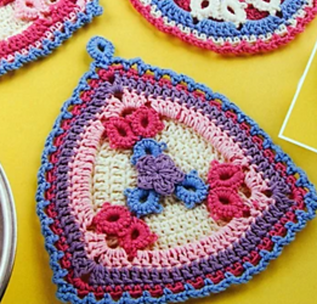 Ravelry: Triangle pattern by Elizabeth Ann White