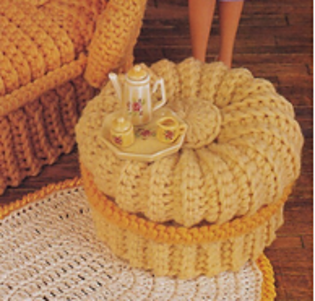 Ravelry: French Settee: Hassock pattern by Annie Potter
