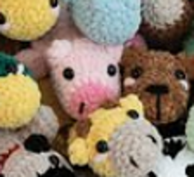 Ravelry: Peaceful Pig pattern by Genna Tatu