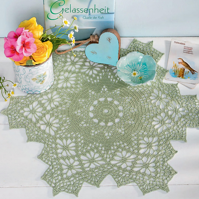 Ravelry: Deckchen pattern by K. Eul
