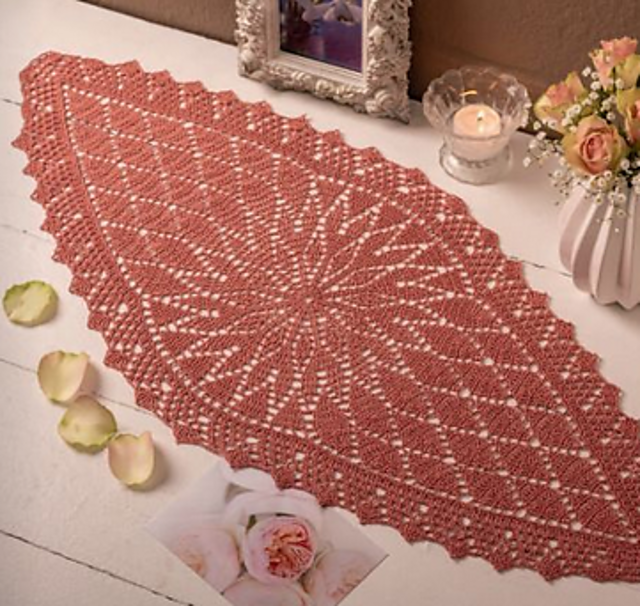 Ravelry: Ovales Deckchen in Altrosa pattern by K. Eul