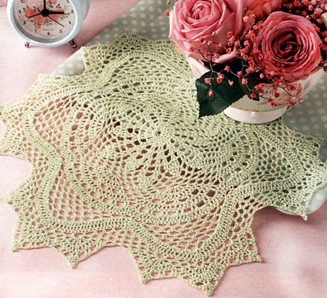 Ravelry: Rundes Deckchen pattern by K. Eul