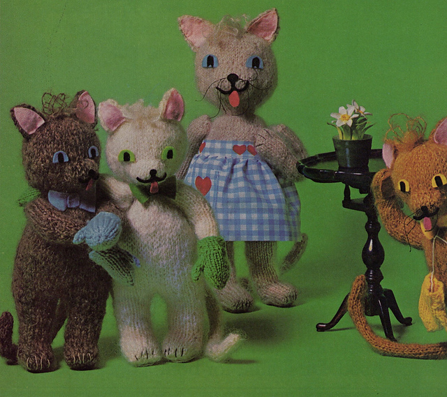 Ravelry: Knitted Cat and Kittens pattern by McCall Pattern Company