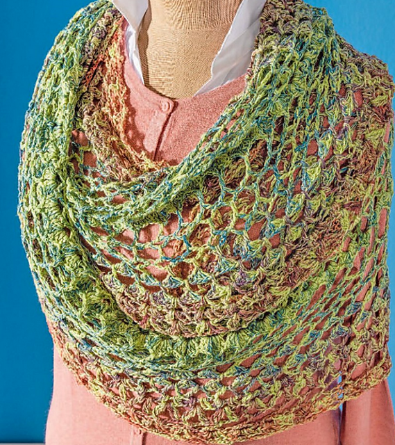 Ravelry: Stola pattern by Veronika Hug (Woolly Hugs)
