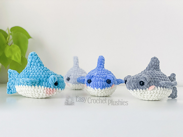 Ravelry: Mini Shark pattern by Carol C.