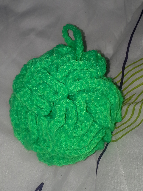 Ravelry: easy washable bath puff pattern by Elizabeth Brooker