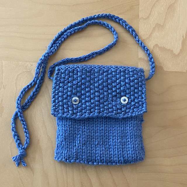 Ravelry: Summit Class Pouch pattern by Elizabeth Carley