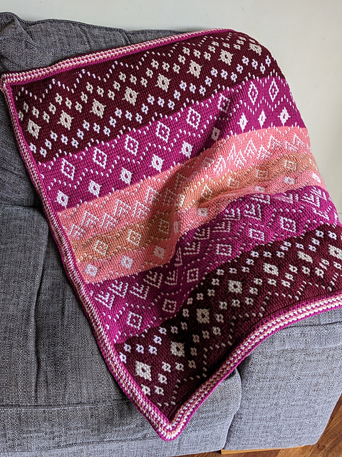 Ravelry: Starlet Mosaic Blanket pattern by Jessica Weston