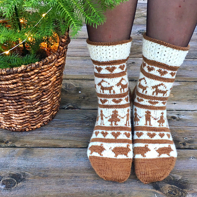 Ravelry: Pepparkakeland pattern by Evelina Roos