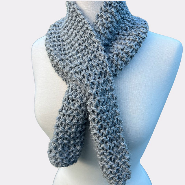 Ravelry: Jiffy Keyhole Scarf pattern by Edie Eckman