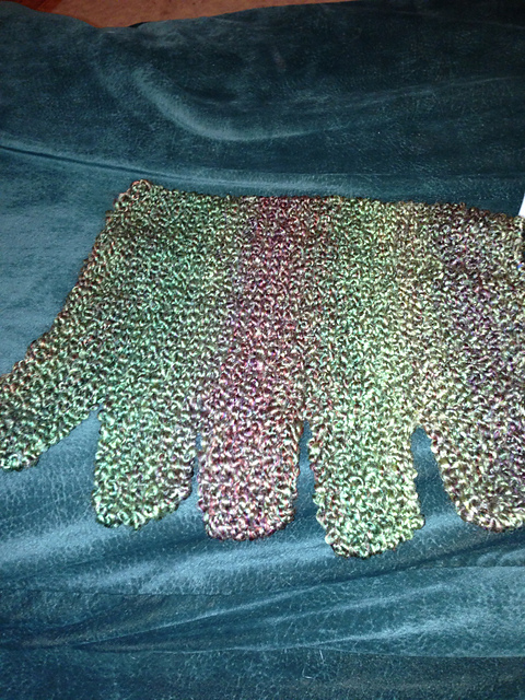 Ravelry: scaly pattern by michelle flanagan