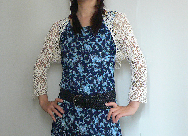 Ravelry: #7 Irish Croshet Lace Shrug pattern by Yoko Hatta (風工房)