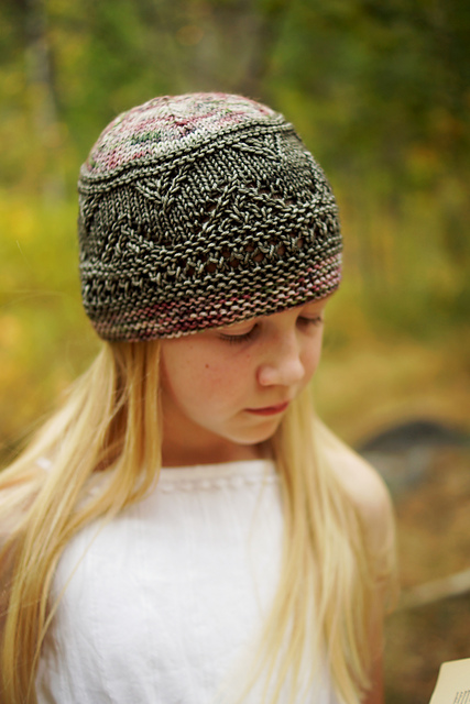 Ravelry: Rubicon Point Hat pattern by Erica Sufka
