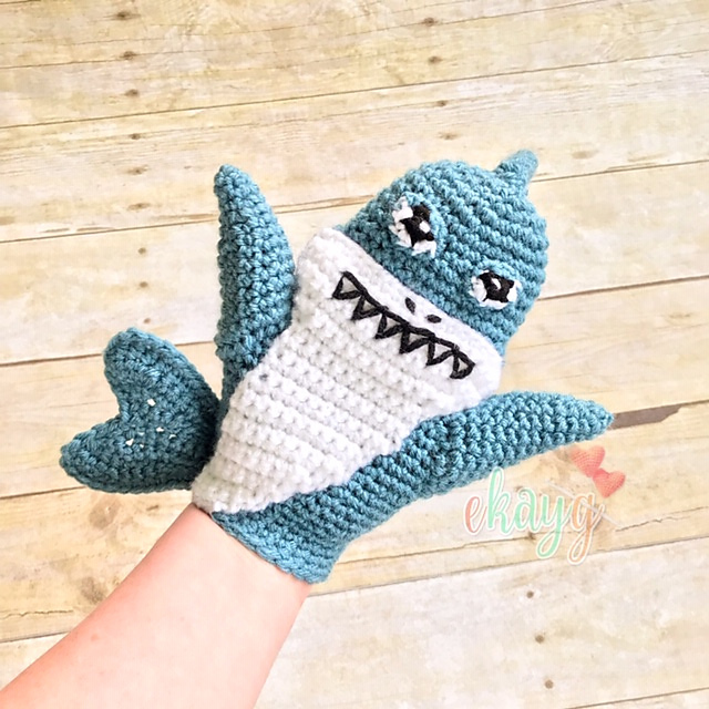 Ravelry: Shark Hand Puppet pattern by Erin Greene