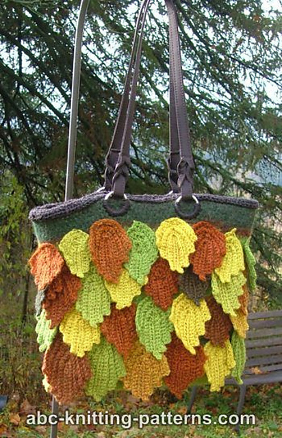 Ravelry: Fall Leaves Bag pattern by Elaine Phillips