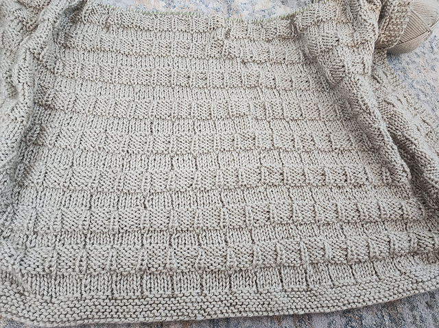 Ravelry: elaineponcegaudin's Anna and Cameron's The Days to Come