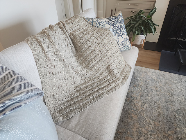 Ravelry: elaineponcegaudin's Anna and Cameron's The Days to Come