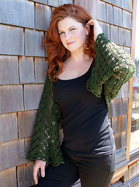 Ravelry: elann's Crocheted Easy Rapper in elann.com Sonata Soft