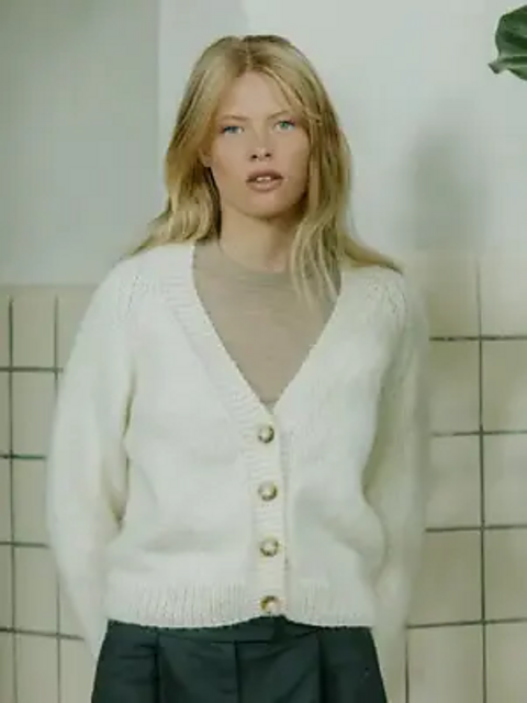 Ravelry: 5202 Christa pattern by CEWEC Designteam