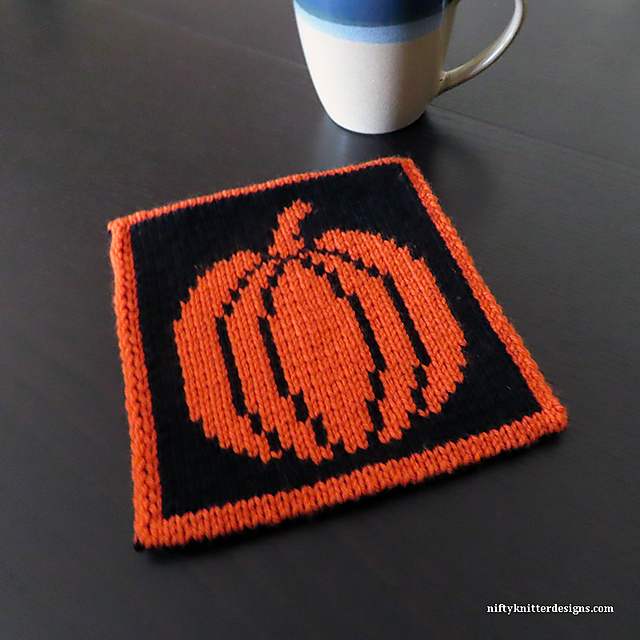 Ravelry: Pumpkin Potholder pattern by Lisa Hannan Fox