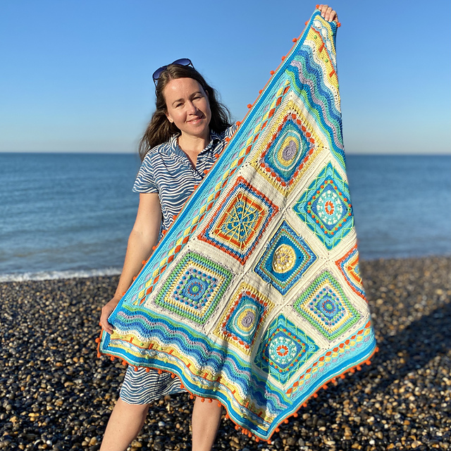 Ravelry: Beachcombing Blanket pattern by Eleonora Tully